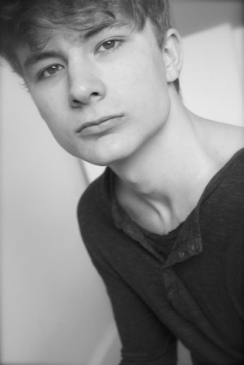 Modelling Agency London - Editorial Male Model | Glam Shop