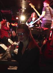 Female Presenter | Glam Shop